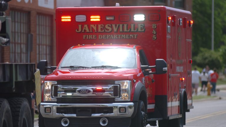 Update: Street reopens following early morning crash – Janesville News ...