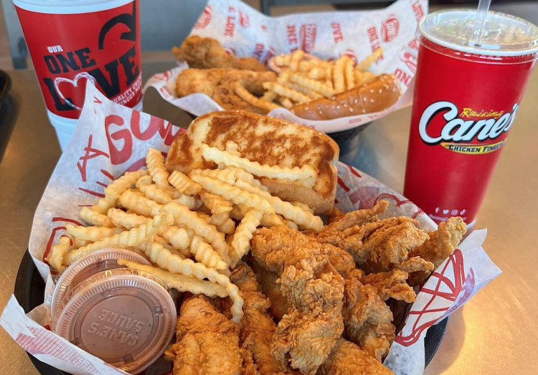 Raising Cane’s chicken finger restaurant opens Tuesday in Janesville ...